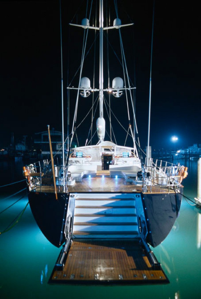 Yacht JANICE OF WYOMING, Alloy Yachts | CHARTERWORLD Luxury Superyacht ...